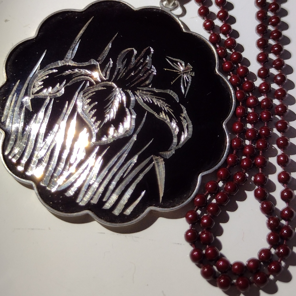 .925 Amita Japan Sterling Silver Iris Pendant - Gem